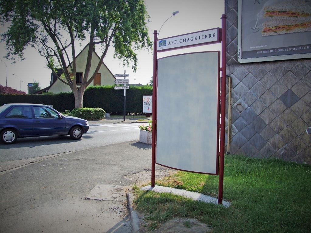 Le panneau d'affichage libre : la ville de Leers choisit le modèle ...